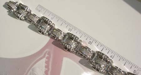 Bike chain bracelet with diamonds store